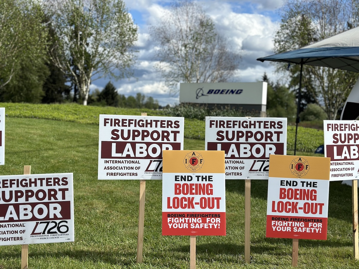 Boeing locks out fire fighters over push for fair pay - IAFF