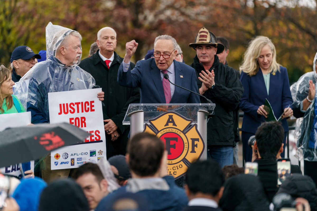 Schumer commits to putting WEP/GPO repeal up for a vote at IAFF-led labor rally - IAFF